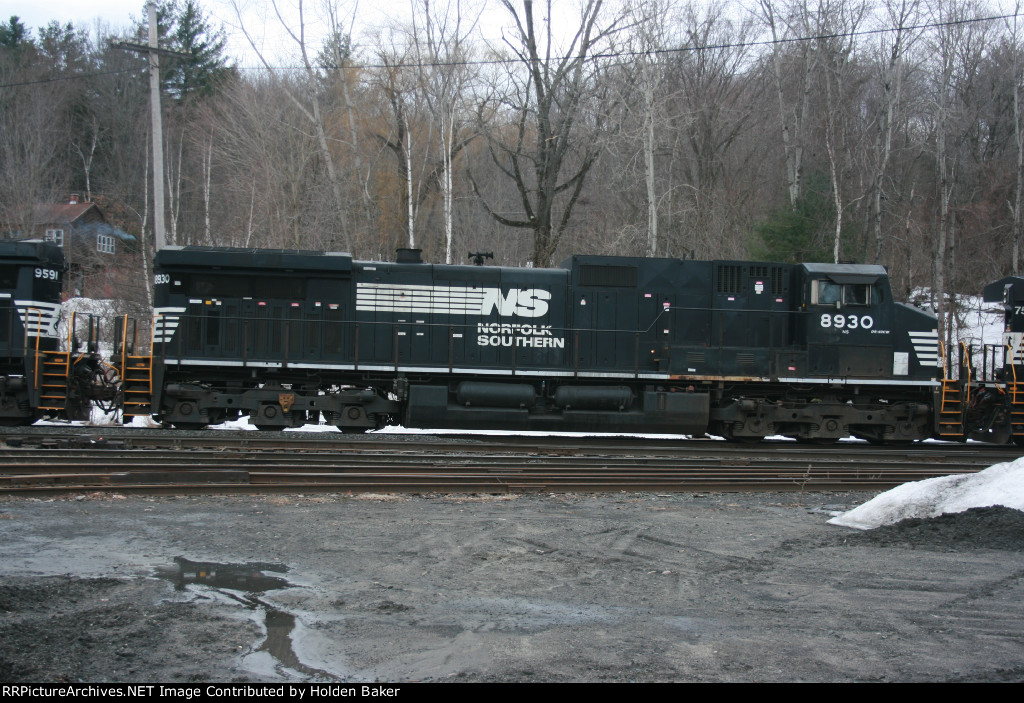 NS 8930